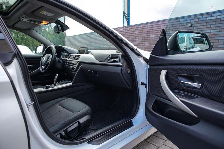 Balts BMW 420 Gran Coupe 2015 Marijampole, ar dzinēja tilpumu 2.00 L un nobraukumu 260 tūkst. km par 9950 €, foto 36 vietnē AUTOMOTO.COM.LV