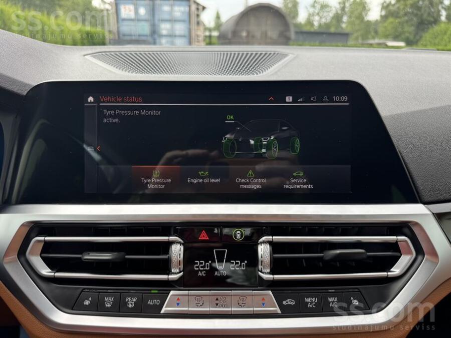 Green BMW 420 2021 in Jelgava, with an engine capacity of 2.00 L and mileage of 93 thousand km for 32500 €, photo 17 on AUTOMOTO.COM.LV