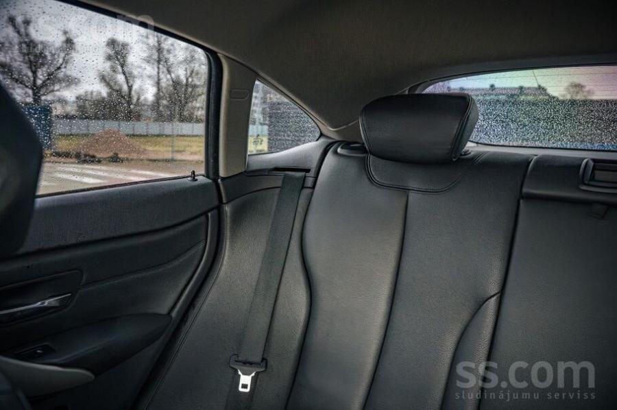 Grey BMW 420 2015 in Riga, with an engine capacity of 2.00 L and mileage of 0 thousand km for 14990 €, photo 23 on AUTOMOTO.COM.LV