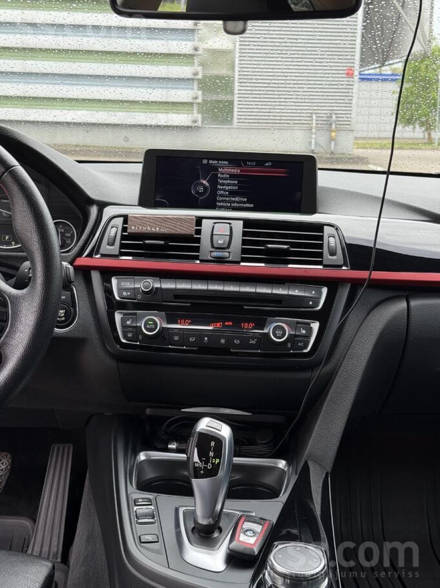 Red BMW 420 2015 in Riga, with an engine capacity of 2.00 L and mileage of 156 thousand km for 17500 €, photo 14 on AUTOMOTO.COM.LV