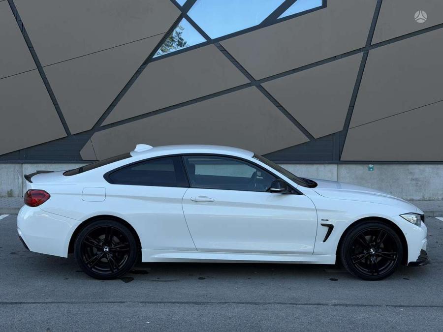 White BMW 420 2015 in Siauliai, with an engine capacity of 2.00 L and mileage of 282 thousand km for 17000 €, photo 4 on AUTOMOTO.COM.LV