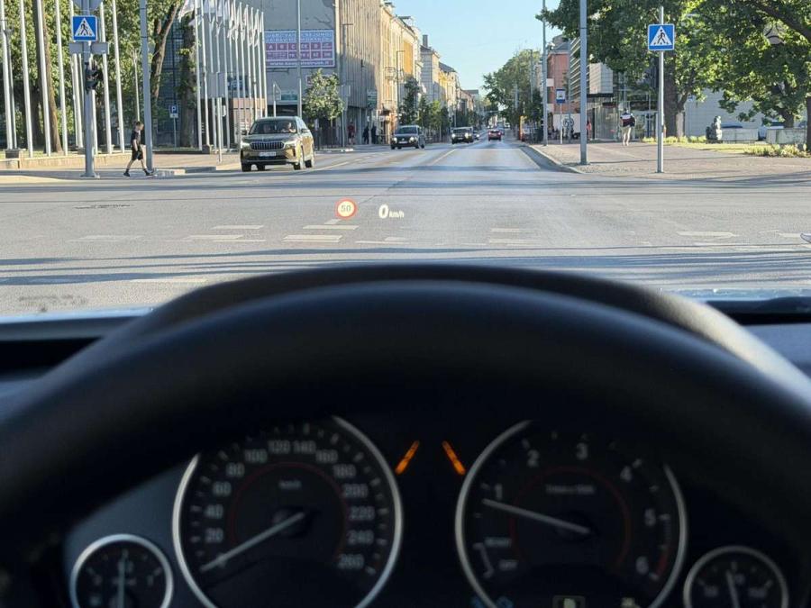 White BMW 420 2015 in Siauliai, with an engine capacity of 2.00 L and mileage of 282 thousand km for 17000 €, photo 27 on AUTOMOTO.COM.LV