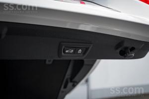 White BMW 420 2015 in Riga, with an engine capacity of 2.00 L and mileage of 209 thousand km for 17450 €, photo 10 on AUTOMOTO.COM.LV