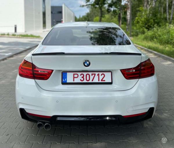 White BMW 420 2016 in Kaunas, with an engine capacity of 2.00 L and mileage of 235 thousand km for 15200 €, photo 7 on AUTOMOTO.COM.LV