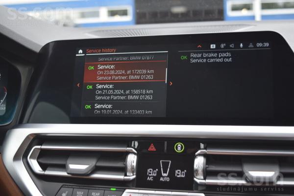 White BMW 420 2022 in Riga, with an engine capacity of 2.00 L and mileage of 225 thousand km for 26900 €, photo 10 on AUTOMOTO.COM.LV