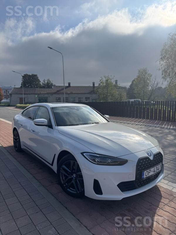 White BMW 420 2022 in Riga, with an engine capacity of 2.00 L and mileage of 228 thousand km for 23200 €, photo 8 on AUTOMOTO.COM.LV