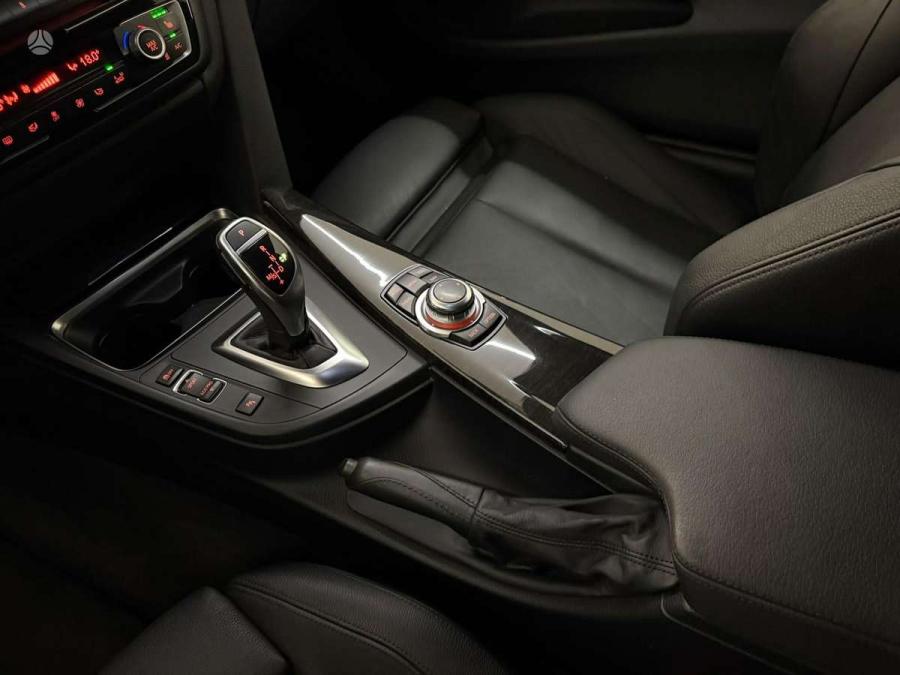 Melns BMW 425 2015 Marijampole, ar dzinēja tilpumu 2.00 L un nobraukumu 227 tūkst. km par 14999 €, foto 5 vietnē AUTOMOTO.COM.LV