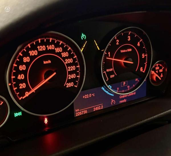 Black BMW 425 2015 in Marijampole, with an engine capacity of 2.00 L and mileage of 227 thousand km for 14999 €, photo 9 on AUTOMOTO.COM.LV
