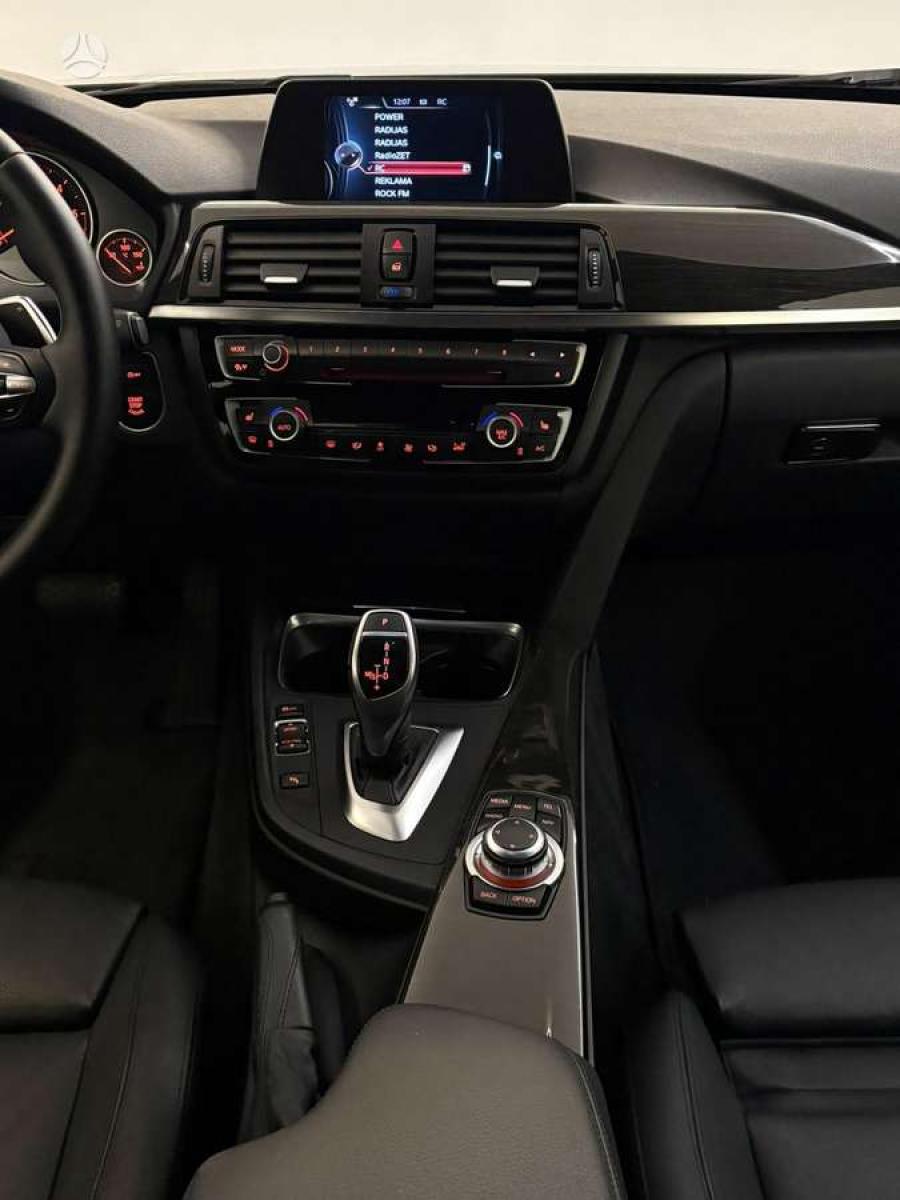 Melns BMW 425 2015 Marijampole, ar dzinēja tilpumu 2.00 L un nobraukumu 227 tūkst. km par 14999 €, foto 16 vietnē AUTOMOTO.COM.LV