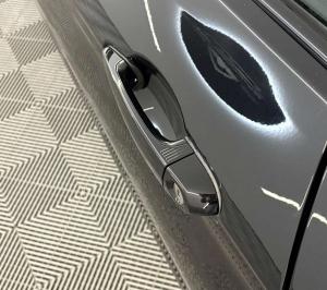 Melns BMW 425 2015 Marijampole, ar dzinēja tilpumu 2.00 L un nobraukumu 227 tūkst. km par 14999 €, foto 27 vietnē AUTOMOTO.COM.LV