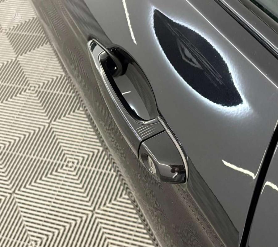 Melns BMW 425 2015 Marijampole, ar dzinēja tilpumu 2.00 L un nobraukumu 227 tūkst. km par 14999 €, foto 27 vietnē AUTOMOTO.COM.LV