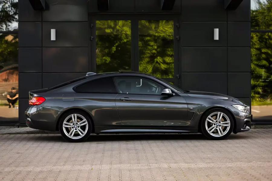Pelēks BMW 425 2016 Jelgava, ar dzinēja tilpumu 2.00 L un nobraukumu 204 tūkst. km par 17900 €, foto 11 vietnē AUTOMOTO.COM.LV