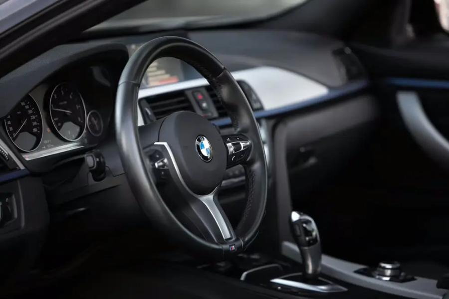 Pelēks BMW 425 2016 Jelgava, ar dzinēja tilpumu 2.00 L un nobraukumu 204 tūkst. km par 17900 €, foto 13 vietnē AUTOMOTO.COM.LV