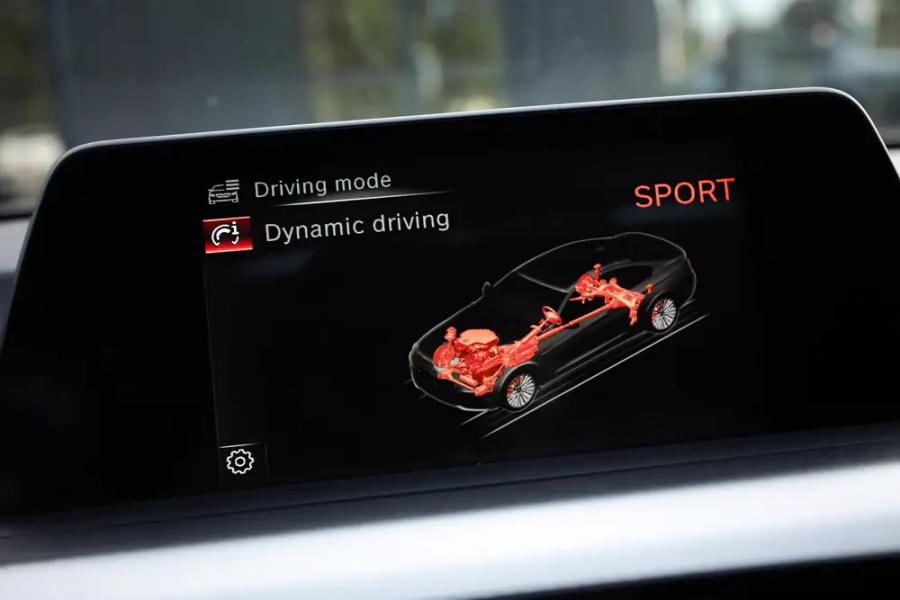 Pelēks BMW 425 2016 Jelgava, ar dzinēja tilpumu 2.00 L un nobraukumu 204 tūkst. km par 17900 €, foto 26 vietnē AUTOMOTO.COM.LV