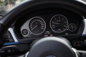 Pelēks BMW 425 2016 Jelgava, ar dzinēja tilpumu 2.00 L un nobraukumu 204 tūkst. km par 17900 €, foto 27 vietnē AUTOMOTO.COM.LV