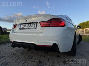 White BMW 425 2015 in Riga, with an engine capacity of 2.00 L and mileage of 223 thousand km for 12900 €, photo 4 on AUTOMOTO.COM.LV