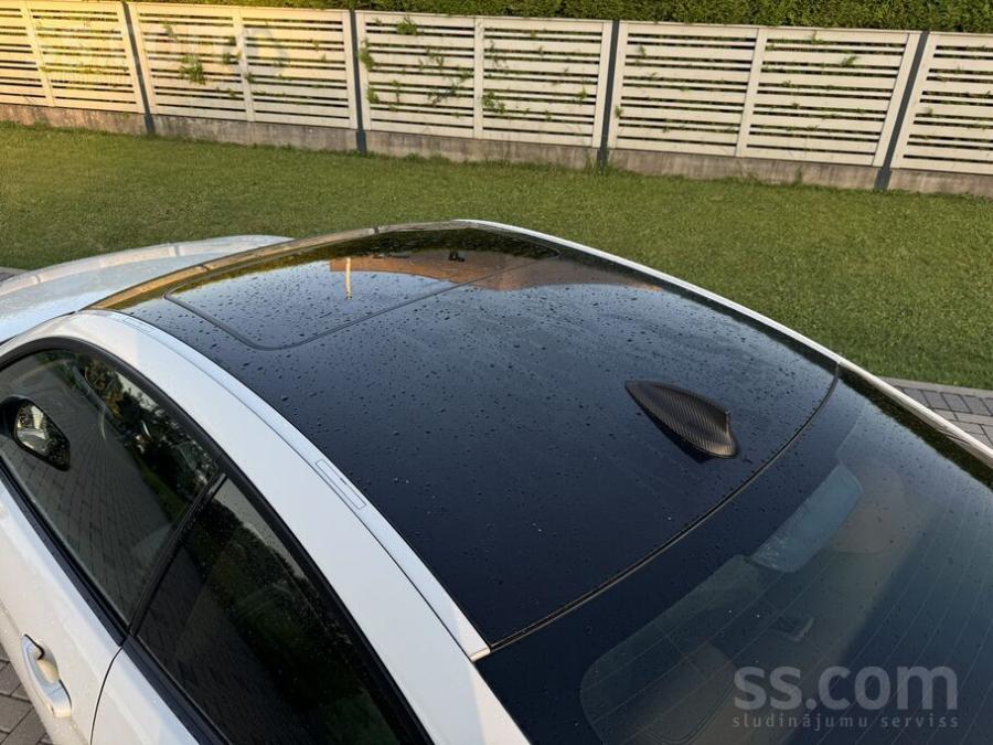 White BMW 425 2015 in Riga, with an engine capacity of 2.00 L and mileage of 223 thousand km for 12900 €, photo 5 on AUTOMOTO.COM.LV