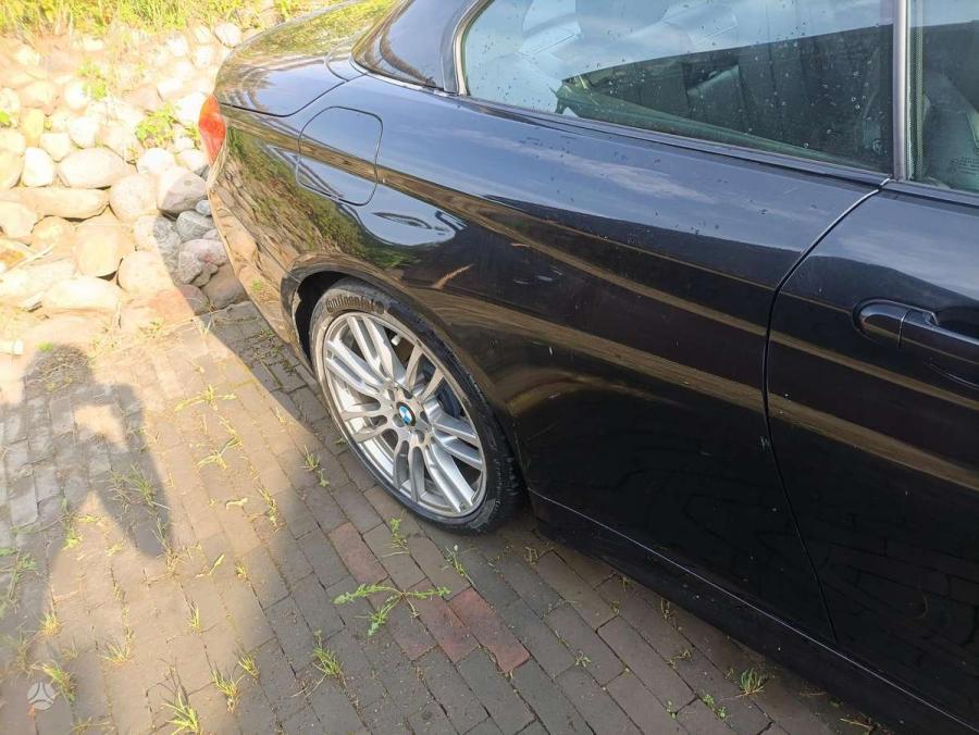 Black BMW 428 2016 in Trakai, with an engine capacity of 2.00 L and mileage of 151 thousand km for 11500 €, photo 11 on AUTOMOTO.COM.LV