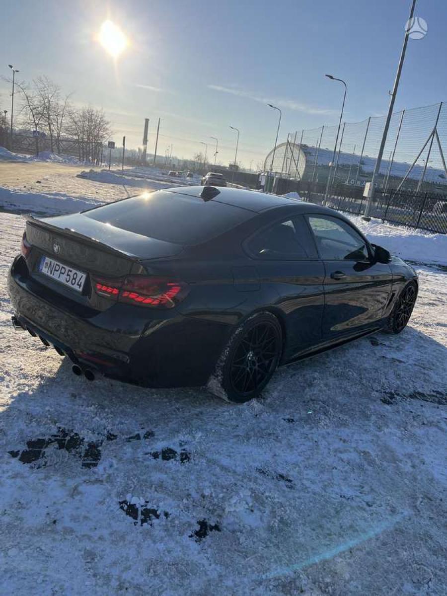 Black BMW 428 2015 in Jonava, with an engine capacity of 2.00 L and mileage of 213 thousand km for 11500 €, photo 8 on AUTOMOTO.COM.LV