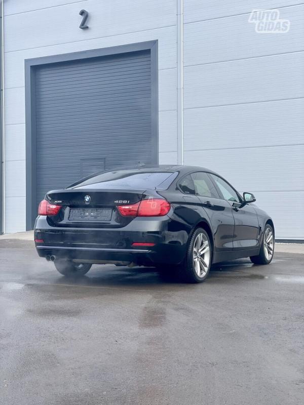 Black BMW 428 2015 in Klaipeda, with an engine capacity of 2.00 L and mileage of 216 thousand km for 12000 €, photo 4 on AUTOMOTO.COM.LV