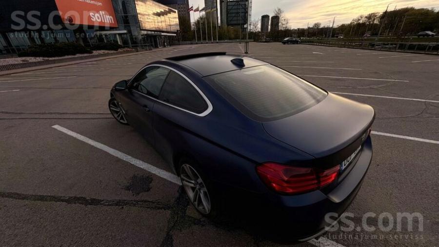 Blue BMW 428 2015 in Riga, with an engine capacity of 2.00 L and mileage of 155 thousand km for 12900 €, photo 6 on AUTOMOTO.COM.LV