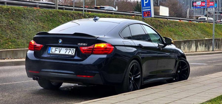 Blue BMW 428 2015 in Vilnius, with an engine capacity of 2.00 L and mileage of 199 thousand km for 11990 €, photo 10 on AUTOMOTO.COM.LV
