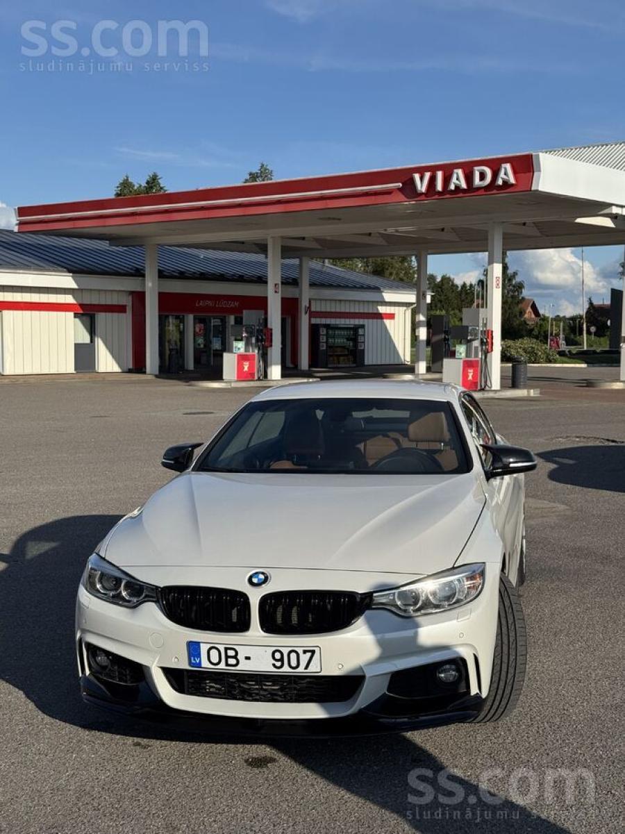 White BMW 428 2015 in Riga, with an engine capacity of 2.80 L and mileage of 256 thousand km for 17500 €, photo 4 on AUTOMOTO.COM.LV