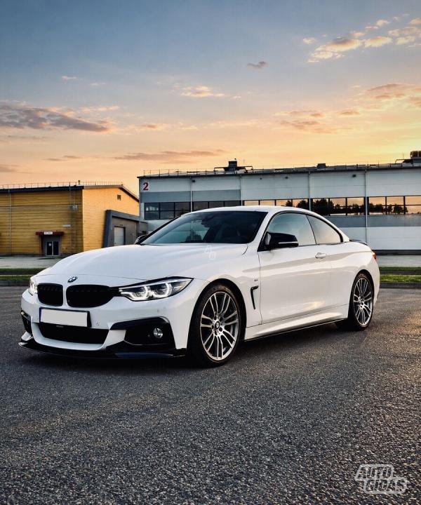 BMW 428 2015 in Kaunas on AUTOMOTO.COM.LV White BMW 428 2015 in Kaunas, with an engine capacity of 2.00 L and mileage of 161 thousand km for 16000 €, photo 4 on AUTOMOTO.COM.LV