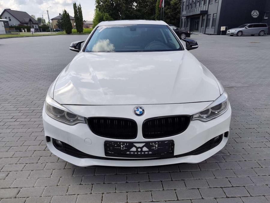 White BMW 428 2014 in Siauliai, with an engine capacity of 2.00 L and mileage of 322 thousand km for 7600 €, photo 3 on AUTOMOTO.COM.LV