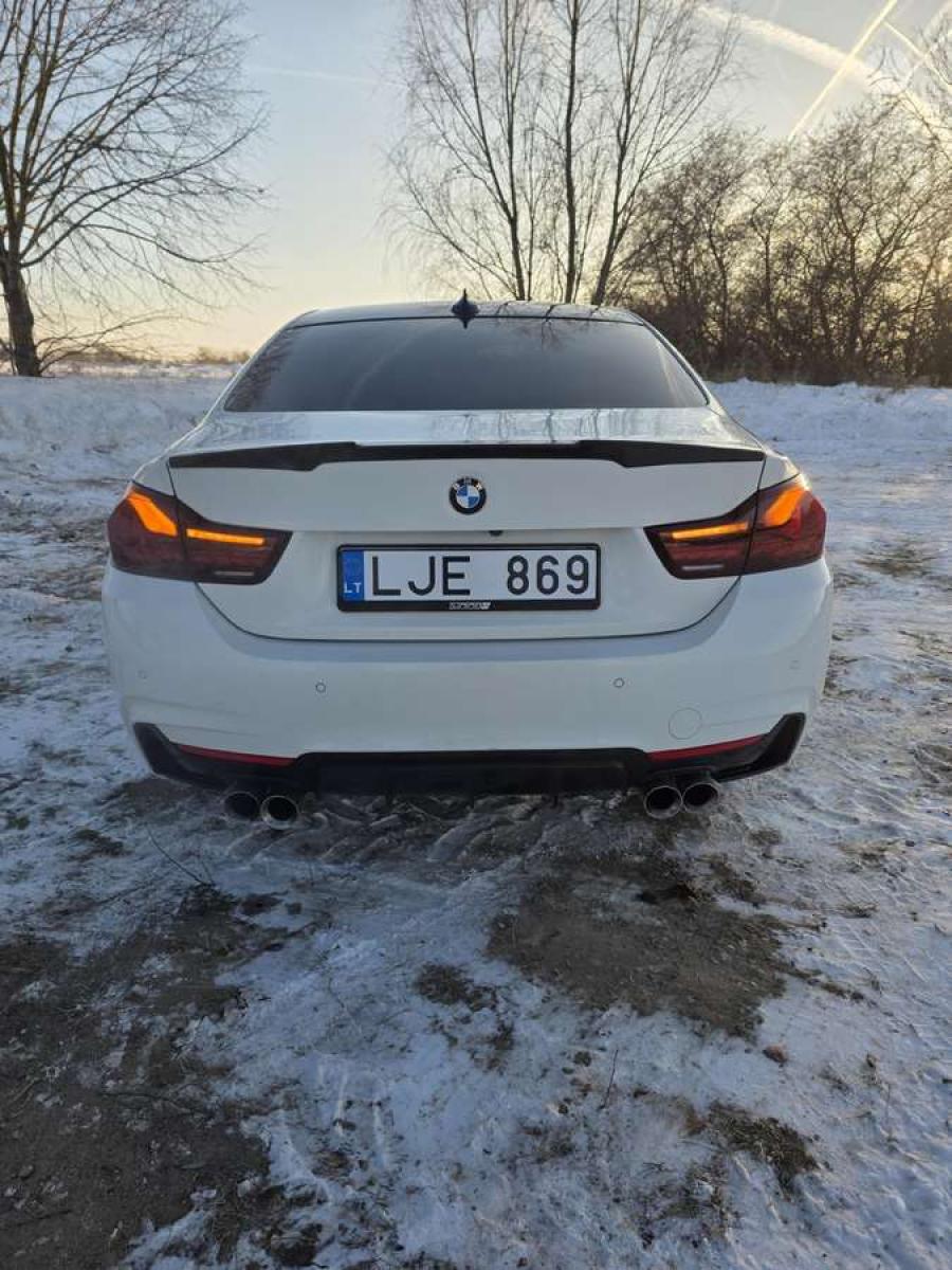 White BMW 428 2015 in Marijampole, with an engine capacity of 2.00 L and mileage of 148 thousand km for 17000 €, photo 4 on AUTOMOTO.COM.LV