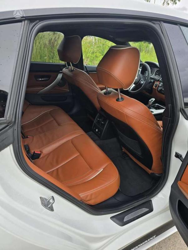 White BMW 428 2015 in Vilnius, with an engine capacity of 2.00 L and mileage of 195 thousand km for 12200 €, photo 10 on AUTOMOTO.COM.LV