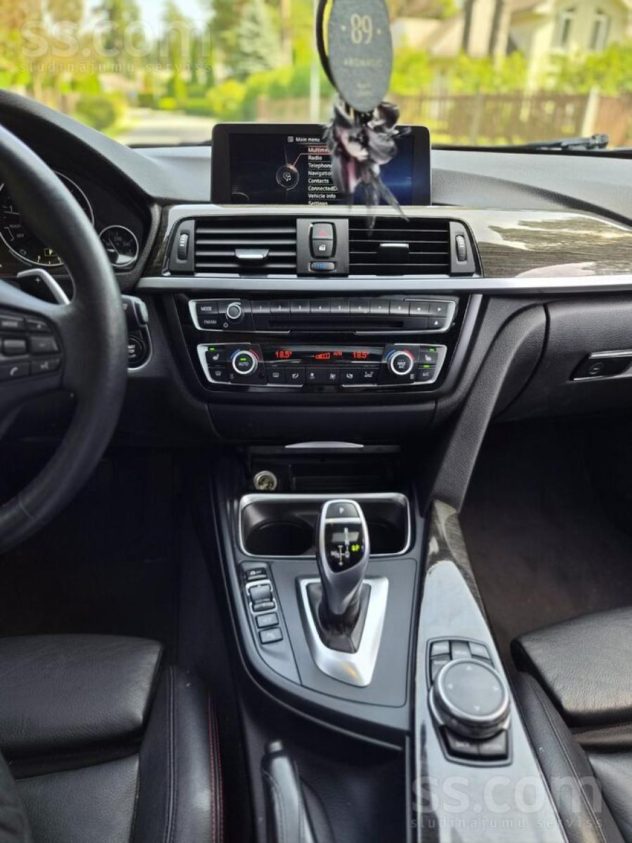 White BMW 428 2015 in Riga, with an engine capacity of 2.00 L and mileage of 160 thousand km for 13900 €, photo 33 on AUTOMOTO.COM.LV