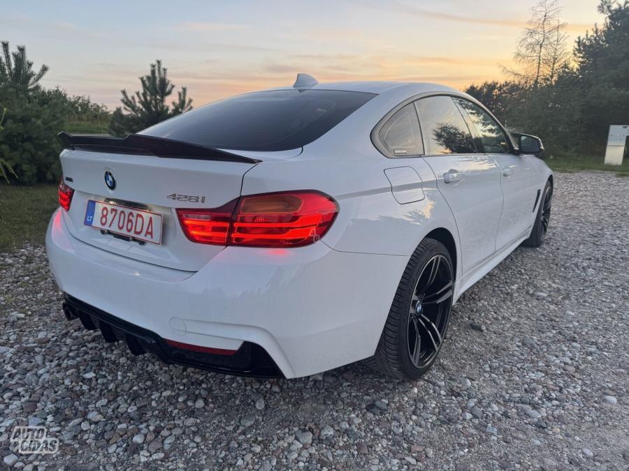 Balts BMW 428 2015 Gargždai, ar dzinēja tilpumu 2.00 L un nobraukumu 169 tūkst. km par 14500 €, foto 5 vietnē AUTOMOTO.COM.LV