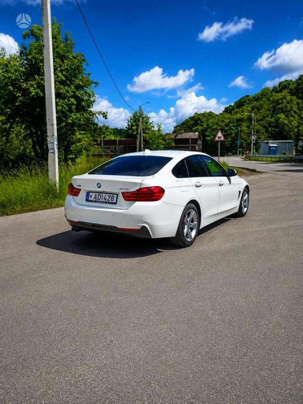 White BMW 428 2015 in Kaunas, with an engine capacity of 2.00 L and mileage of 239 thousand km for 10500 €, photo 7 on AUTOMOTO.COM.LV