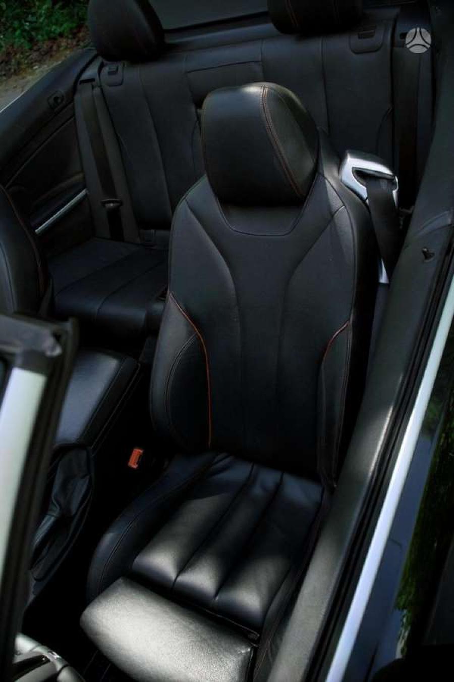 Black BMW 430 2018 in Kaunas, with an engine capacity of 2.00 L and mileage of 162 thousand km for 18300 €, photo 17 on AUTOMOTO.COM.LV