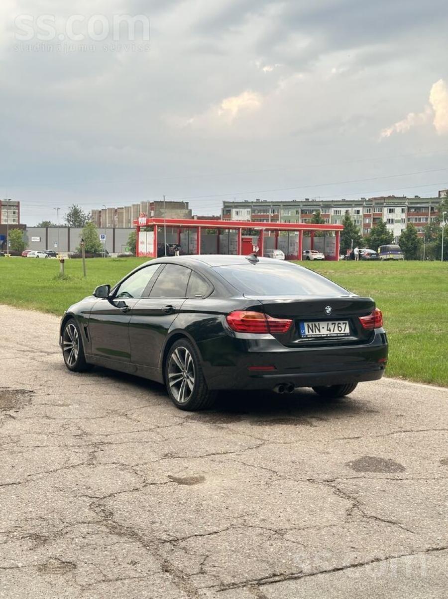 Black BMW 430 2015 in Riga, with an engine capacity of 3.00 L and mileage of 284 thousand km for 13499 €, photo 7 on AUTOMOTO.COM.LV