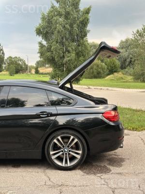 Black BMW 430 2015 in Riga, with an engine capacity of 3.00 L and mileage of 284 thousand km for 13499 €, photo 8 on AUTOMOTO.COM.LV