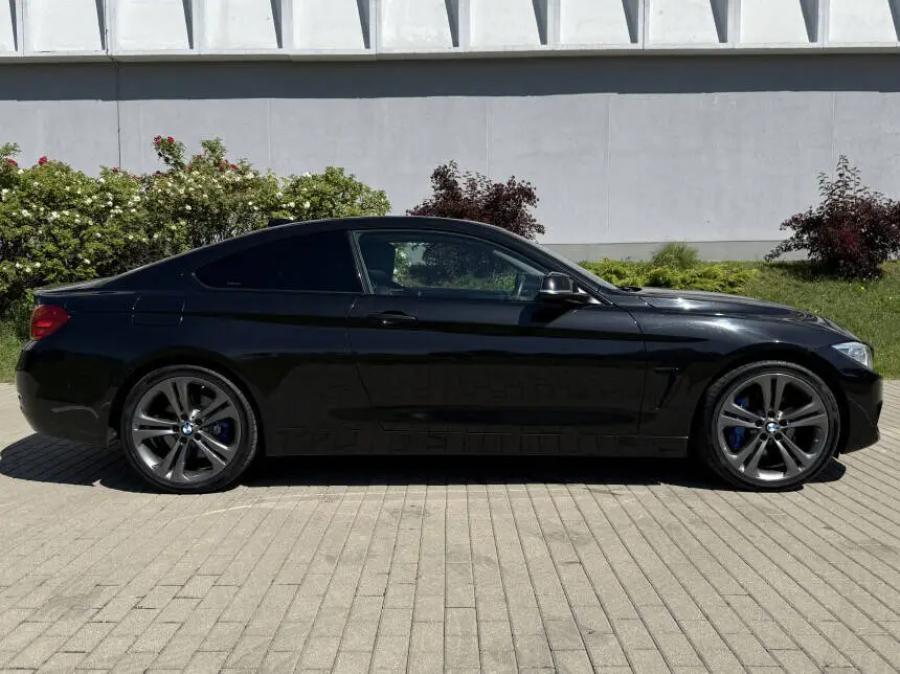 Black BMW 430 2016 in Riga, with an engine capacity of 3.00 L and mileage of 183 thousand km for 19900 €, photo 6 on AUTOMOTO.COM.LV