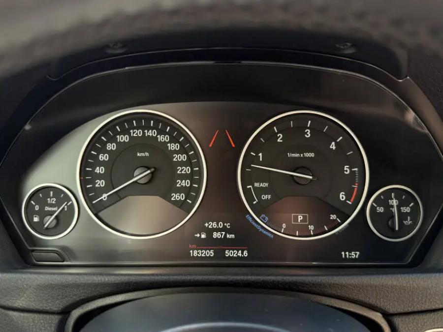 Black BMW 430 2016 in Riga, with an engine capacity of 3.00 L and mileage of 183 thousand km for 19900 €, photo 26 on AUTOMOTO.COM.LV