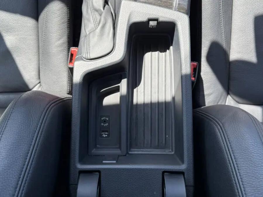 Black BMW 430 2016 in Riga, with an engine capacity of 3.00 L and mileage of 183 thousand km for 19900 €, photo 40 on AUTOMOTO.COM.LV