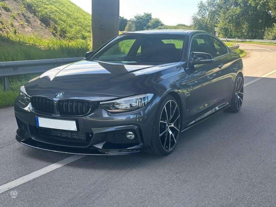 Melns BMW 430 2018 Kauņa, ar dzinēja tilpumu 2.00 L un nobraukumu 85 tūkst. km par 18000 €, foto 1 vietnē AUTOMOTO.COM.LV