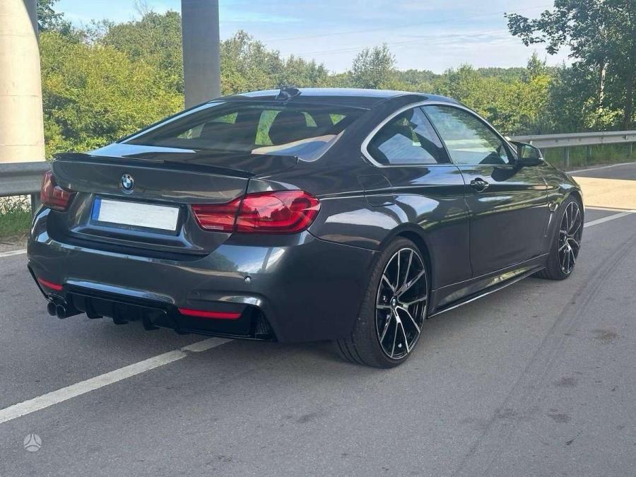 Melns BMW 430 2018 Kauņa, ar dzinēja tilpumu 2.00 L un nobraukumu 85 tūkst. km par 18000 €, foto 3 vietnē AUTOMOTO.COM.LV