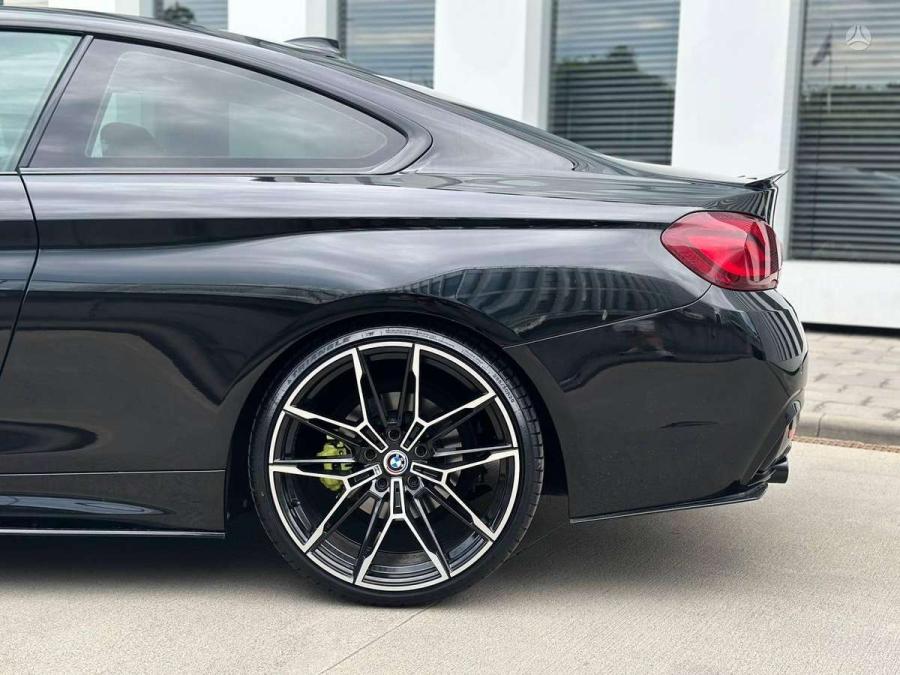 Black BMW 430 2020 in Vilnius, with an engine capacity of 2.00 L and mileage of 80 thousand km for 23300 €, photo 9 on AUTOMOTO.COM.LV