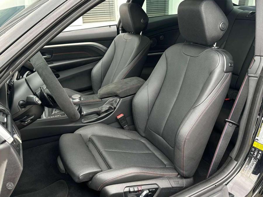 Black BMW 430 2020 in Vilnius, with an engine capacity of 2.00 L and mileage of 80 thousand km for 23300 €, photo 14 on AUTOMOTO.COM.LV