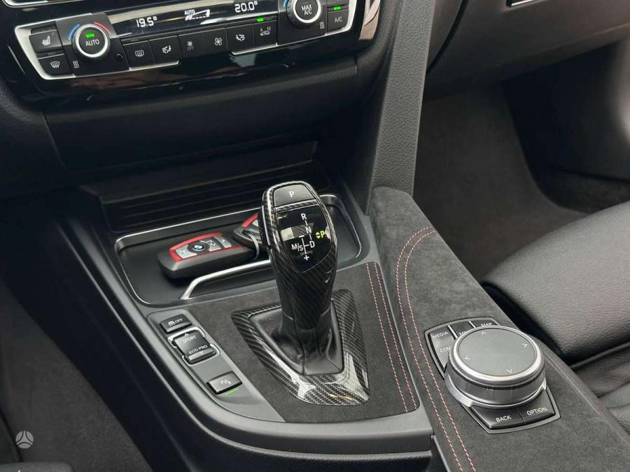 Black BMW 430 2020 in Vilnius, with an engine capacity of 2.00 L and mileage of 80 thousand km for 23300 €, photo 18 on AUTOMOTO.COM.LV
