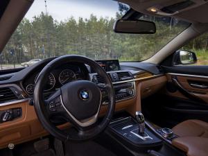 Blue BMW 430 2014 in Vilnius, with an engine capacity of 2.99 L and mileage of 306 thousand km for 11450 €, photo 12 on AUTOMOTO.COM.LV