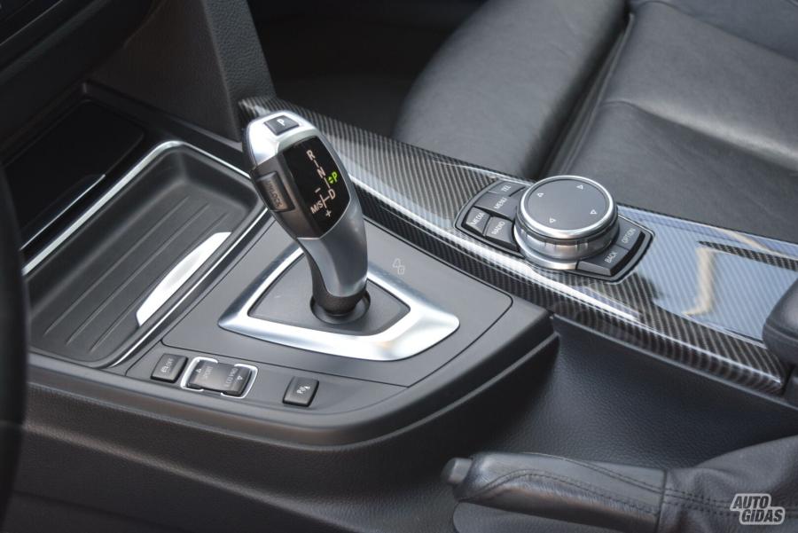 Black BMW 430 Gran Coupe 2015 in Vilnius, with an engine capacity of 3.00 L and mileage of 249 thousand km for 14350 €, photo 17 on AUTOMOTO.COM.LV