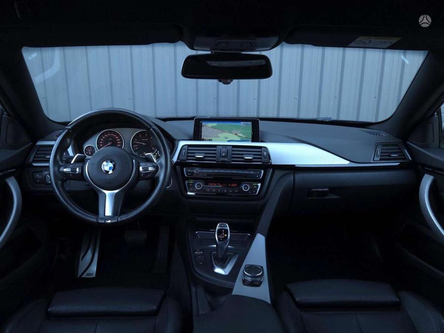 Black BMW 430 Gran Coupe 2015 in Kaunas, with an engine capacity of 3.00 L and mileage of 240 thousand km for 14350 €, photo 4 on AUTOMOTO.COM.LV