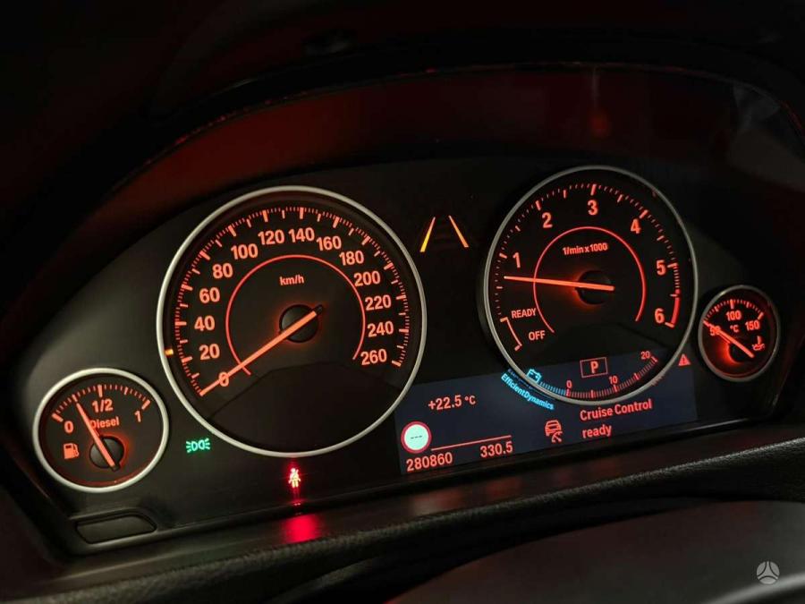 Черный БМВ 430 Gran Coupe 2015 в Мариямполе, объемом двигателя 2.99 л и пробегом 281 тыс. км за 14950 €, фото 4 на AUTOMOTO.COM.LV