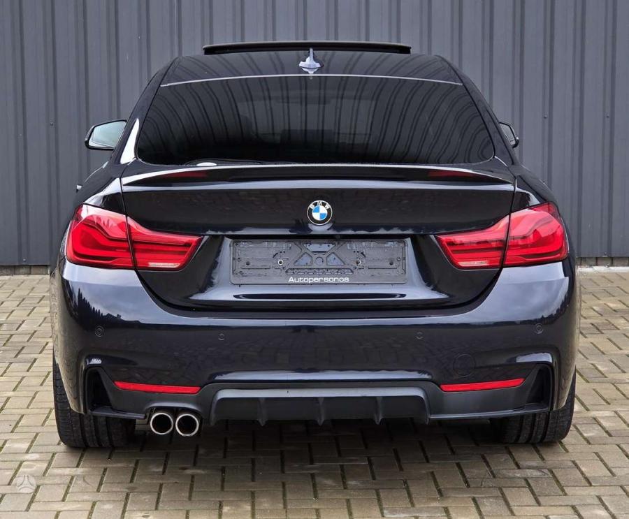 Black BMW 430 Gran Coupe 2017 in Kaunas, with an engine capacity of 3.00 L and mileage of 289 thousand km for 16750 €, photo 4 on AUTOMOTO.COM.LV